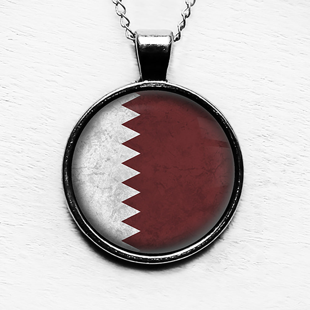Qatar Qatari Flag Pendant & Necklace – Elysian Workshop